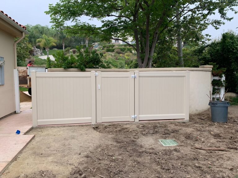 Vinyl Wall Fence Toppers for Privacy With Extension | GNG Vinyl Fencing