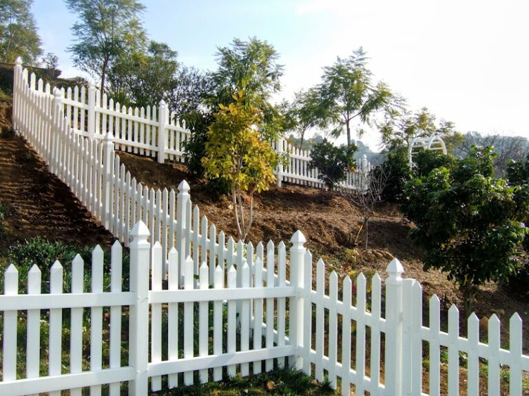 Stylish & Strong: CertainTeed Fencing Solutions - GNG